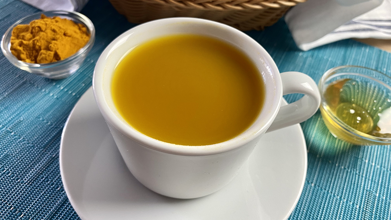 Cómo hacer Té de Cúrcuma