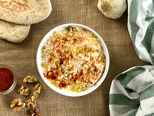 Receta Fácil de Haydari. Salsa Típica Turca